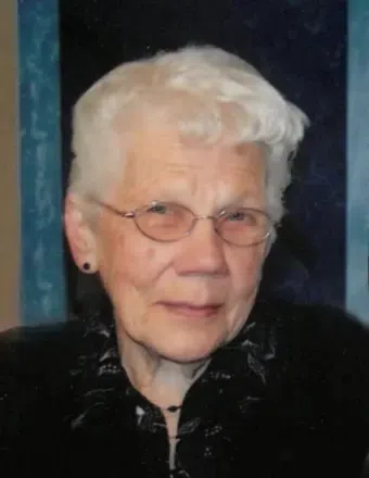 Idele Elizabeth | Timeless Classics 98.7 WDLB 1450 AM