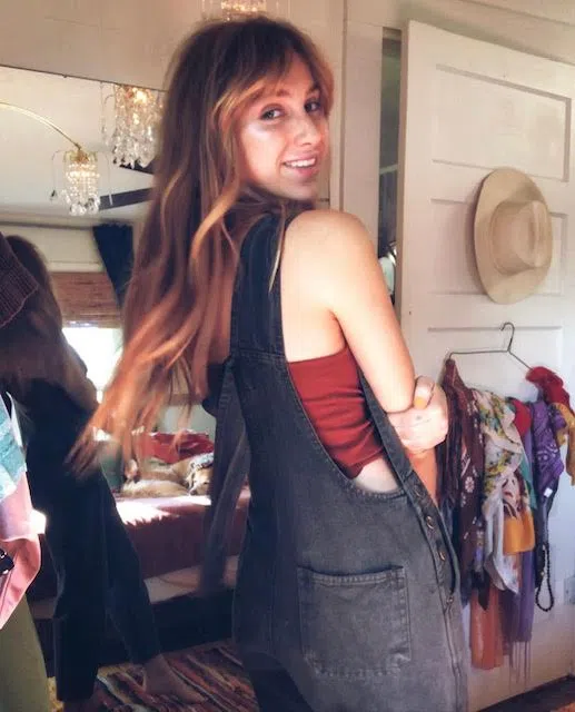 ‘Old soul’ puts love of vintage to work for her | Glasgow News 1