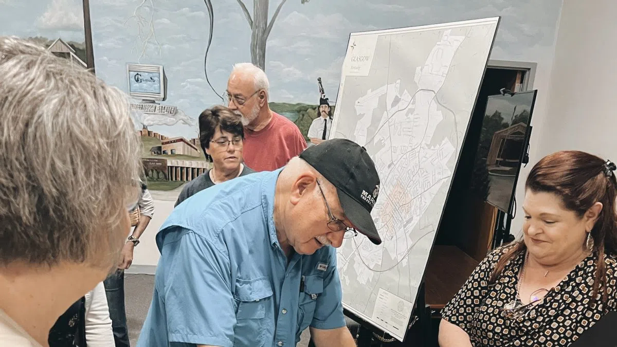 GALLERY: Sam Terry recaps Glasgow’s history | Glasgow News 1