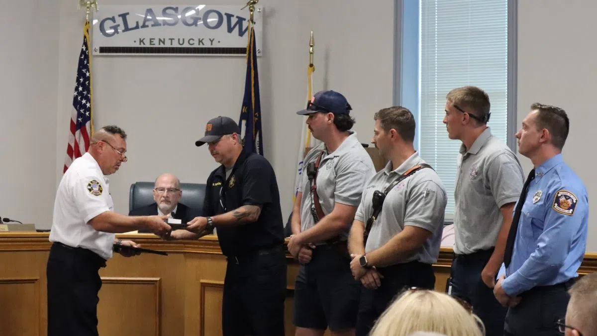 Life-saving firefighters get recognition at Glasgow council meeting ...