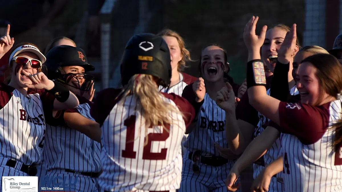 GALLERY: Trojanettes fall to ACS, 10-7 | WCLU Radio