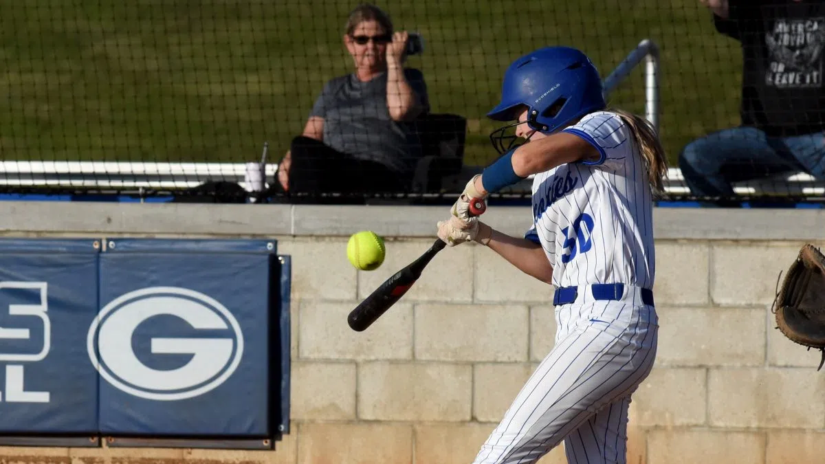 GALLERY: Lady Scotties drop district game to Warren East, 7-0 | WCLU Radio