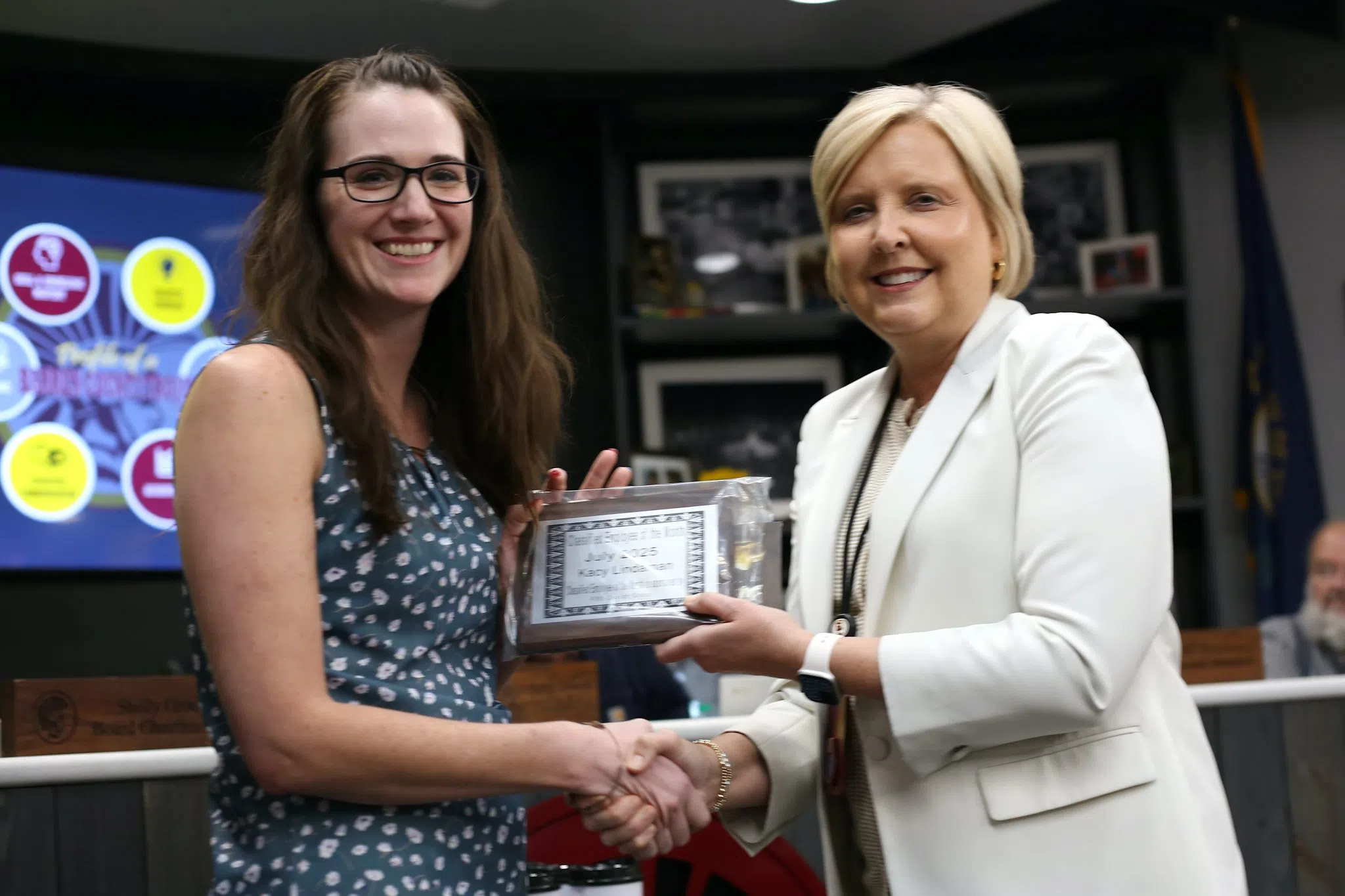 Barren County Schools receives grant for technology, communication | Glasgow News 1