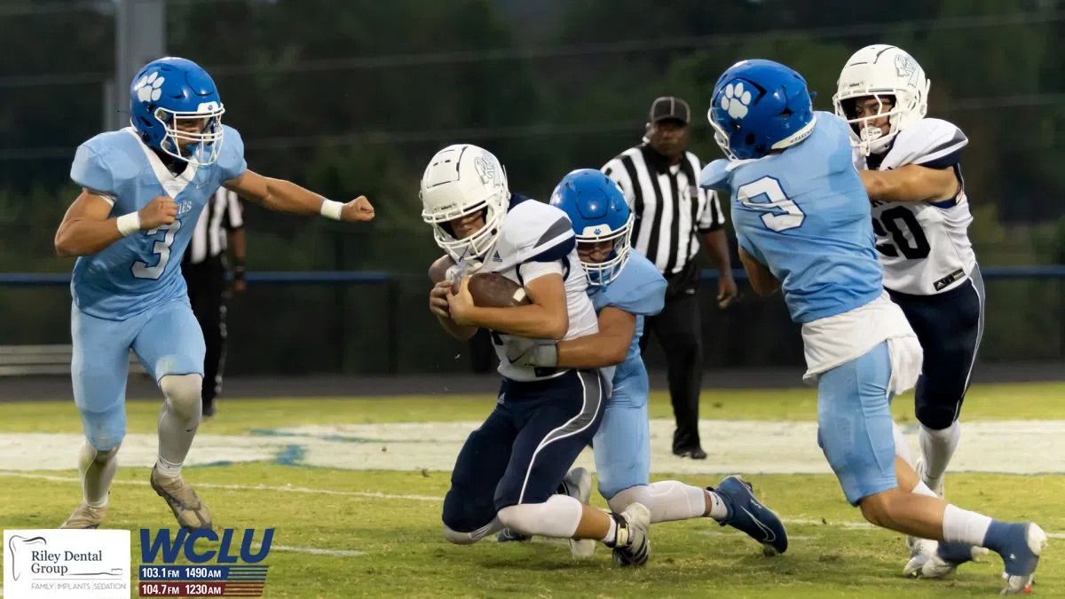 RECAP: Scotties’ defense shines against Falcons | WCLU Radio