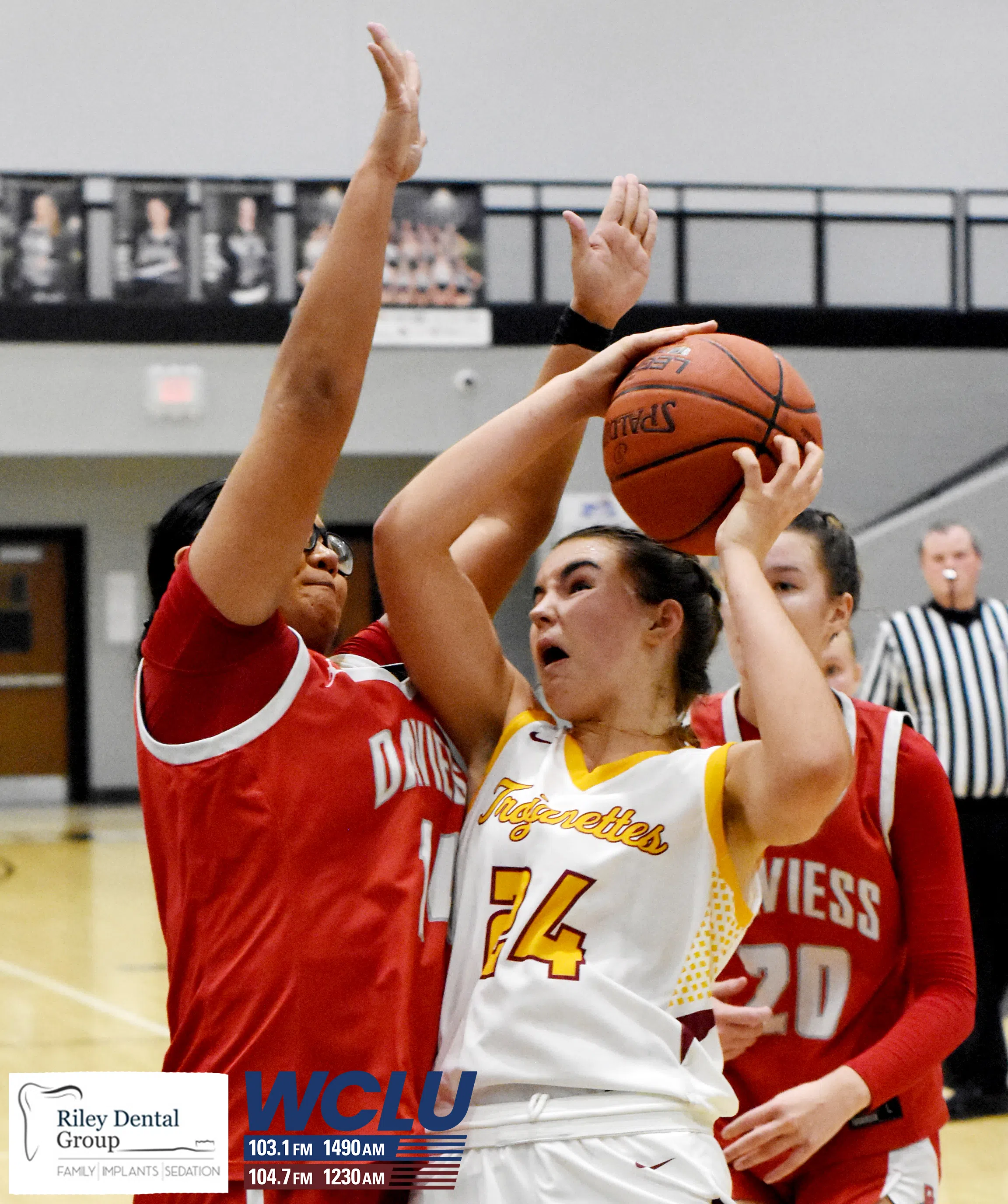 GALLERY: Trojanettes roll over Daviess at South Warren | Glasgow News 1