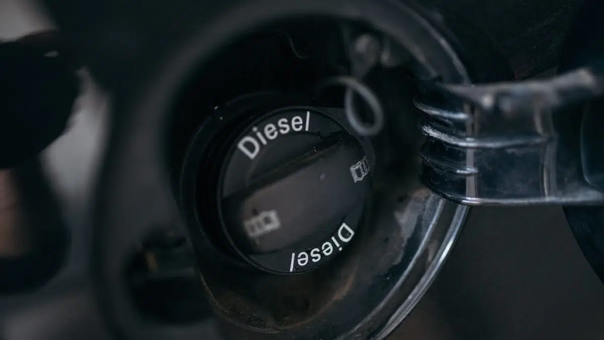 N.B. gas prices down, diesel up | Country 94