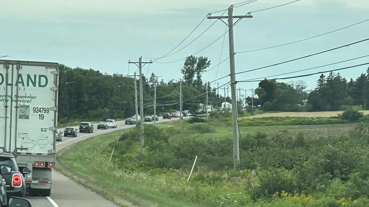 Traffic stalled after crash closes Confederation Bridge | Country 94