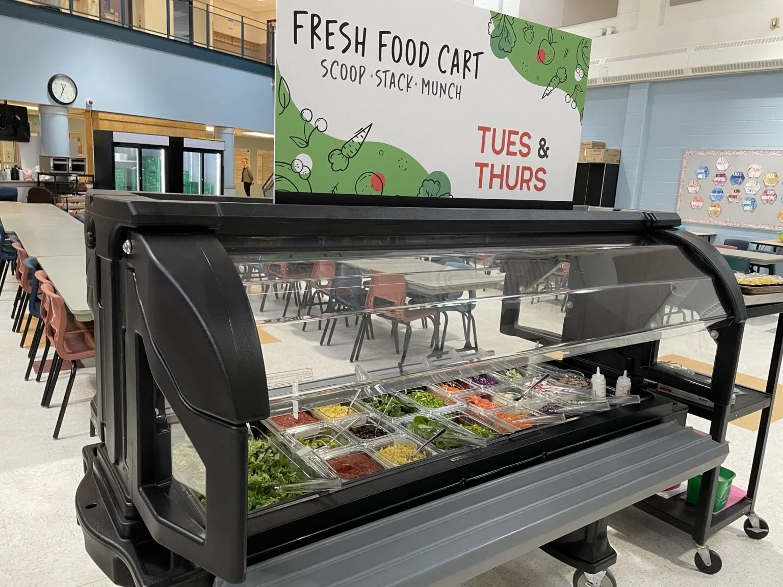 Portable salad bars coming to schools in Quad Counties | 101.5 The Hawk