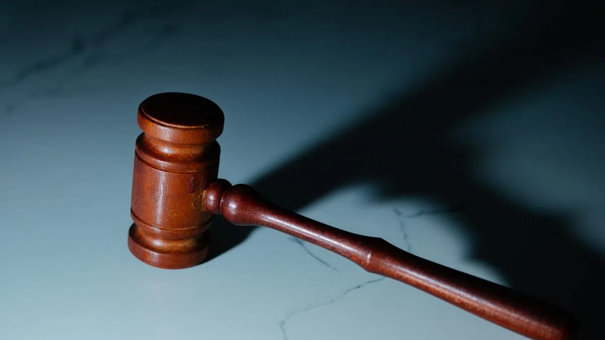 Workplace death leads jury to call for safety changes | 91.9 The Bend