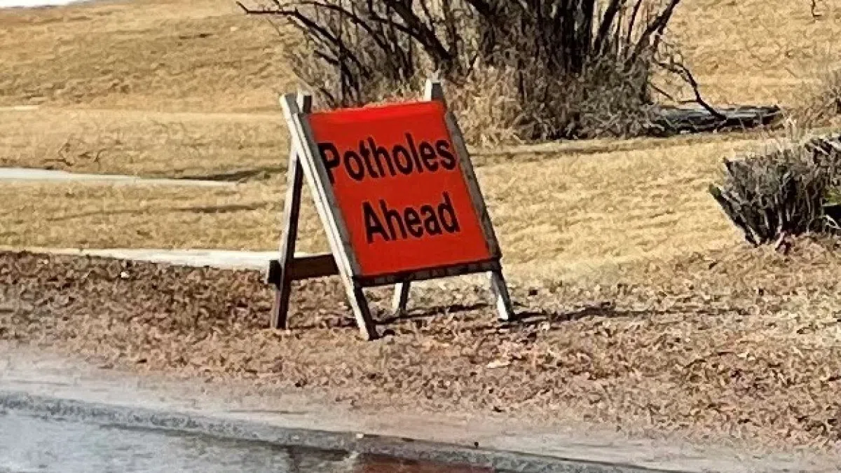 City encouraging pothole reporting | Kenora Online