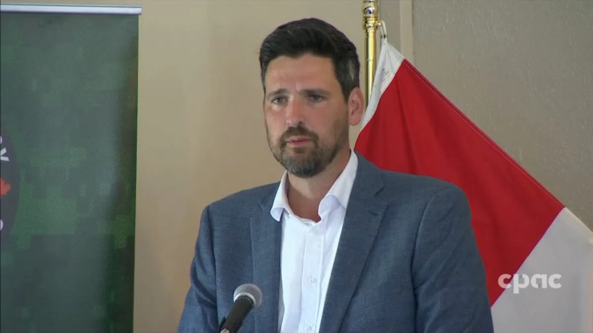 Former Liberal MP Sean Fraser changes mind, running for re-election | Y95.5