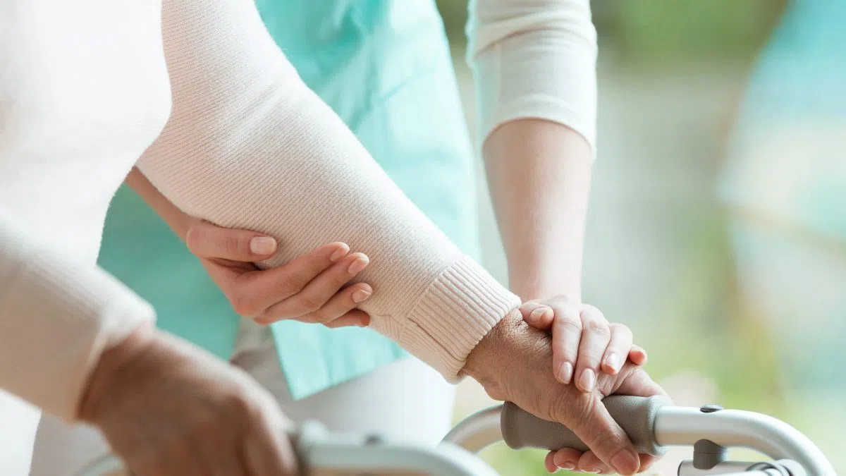 Long-term care workers are picketing in Cape Breton | Y95.5