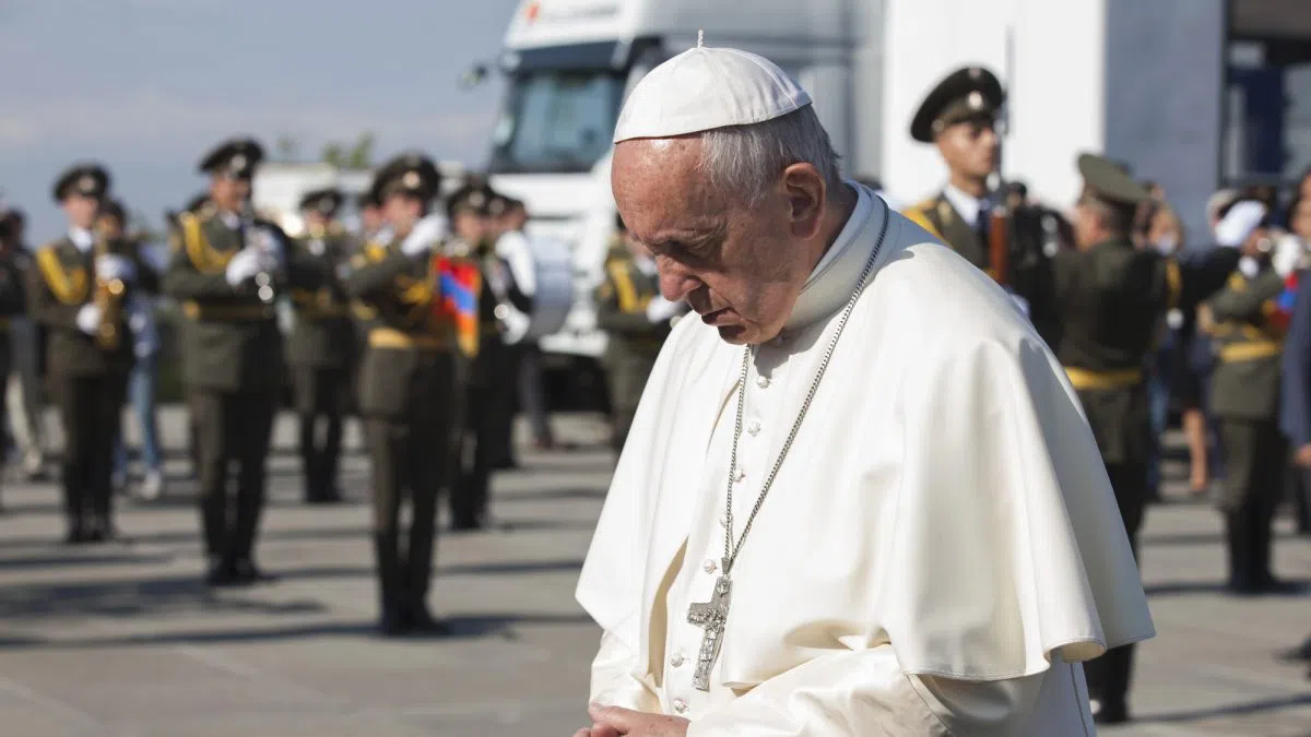 Pope Francis’ funeral to be held Saturday | 101.5 The Hawk