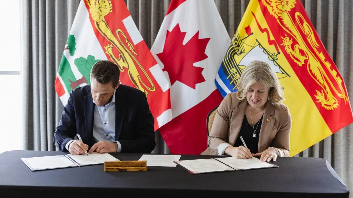 N.B. signs trade, labour mobility MOU with P.E.I. | 97.3 The Wave