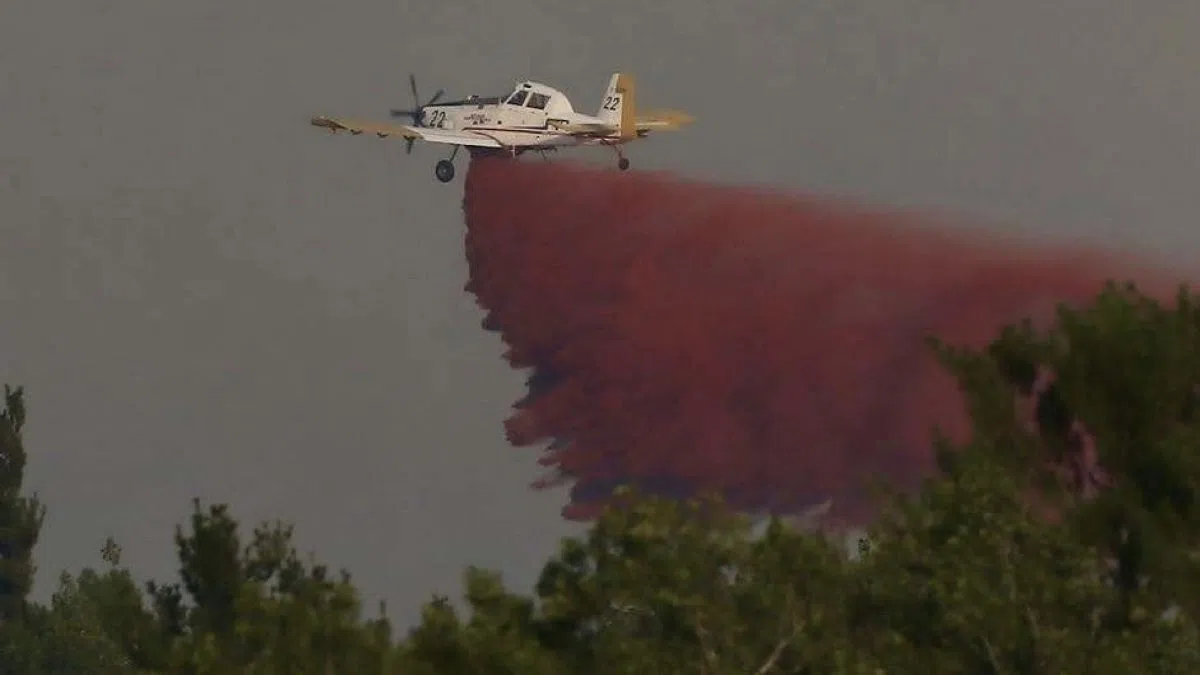 N.B. requests more help to fight out-of-control fires | 91.9 The Bend