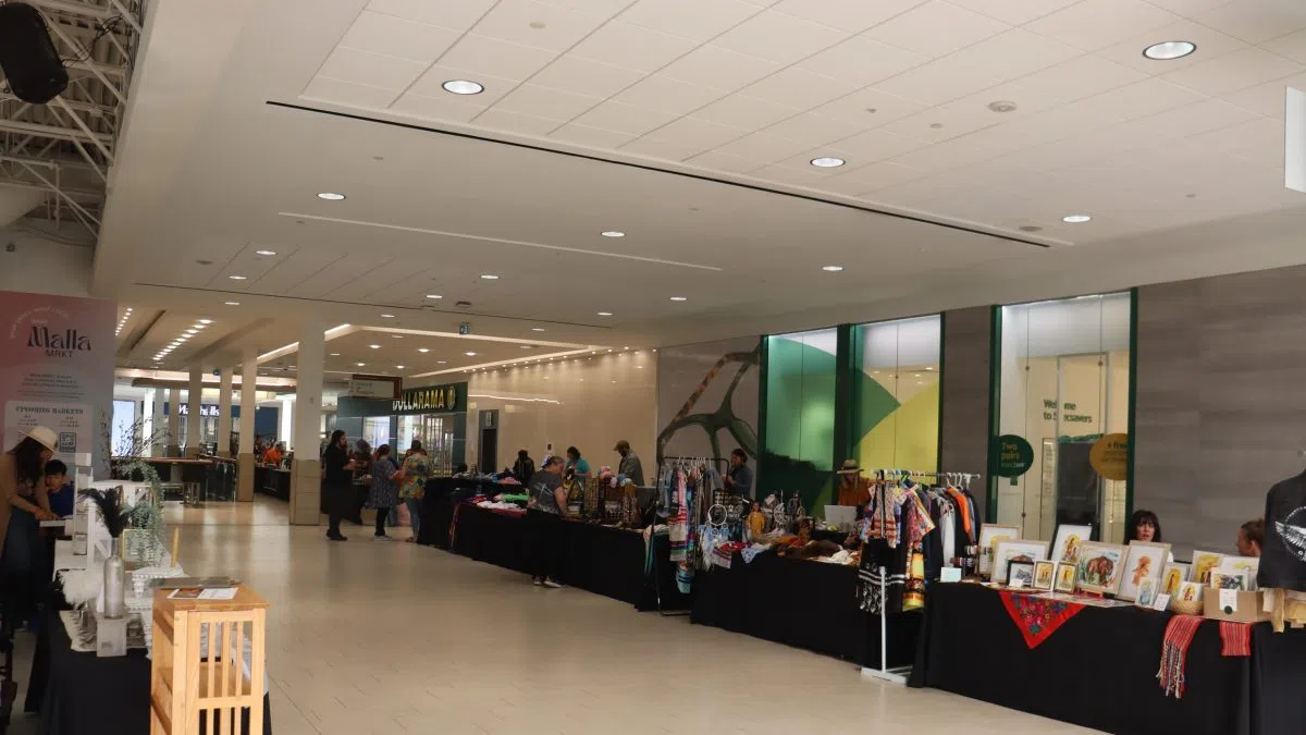 Kingsway Mall Hosts 2nd Annual Spring Metis Market | 89.3 The Raven