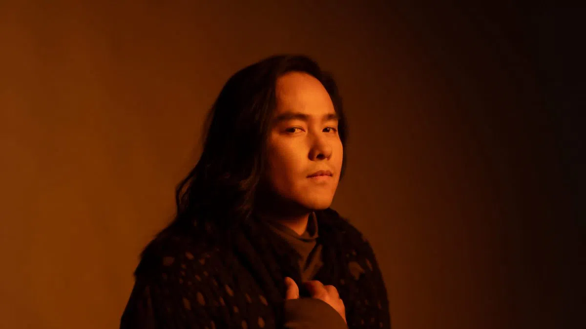 Aysanabee speaks on new music, upcoming tour | Raven Radio Network