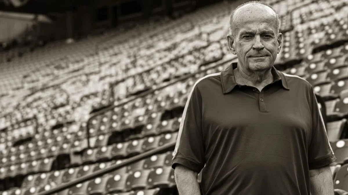 Edmonton Elks owner Larry Thompson dies after surgery complications ...