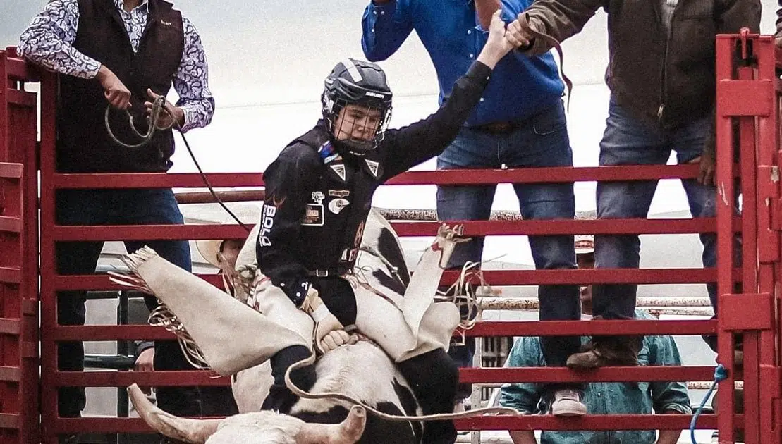 Bull rider tragically dies at Stoney Nakoda Nation Rodeo | CJWE ...