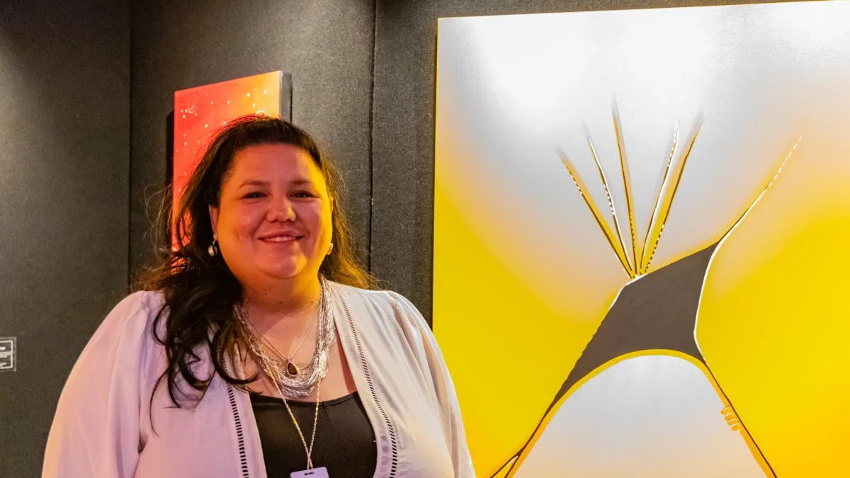 In conversation with Neepin Auger at the Stampede Art Show | CJWE ...