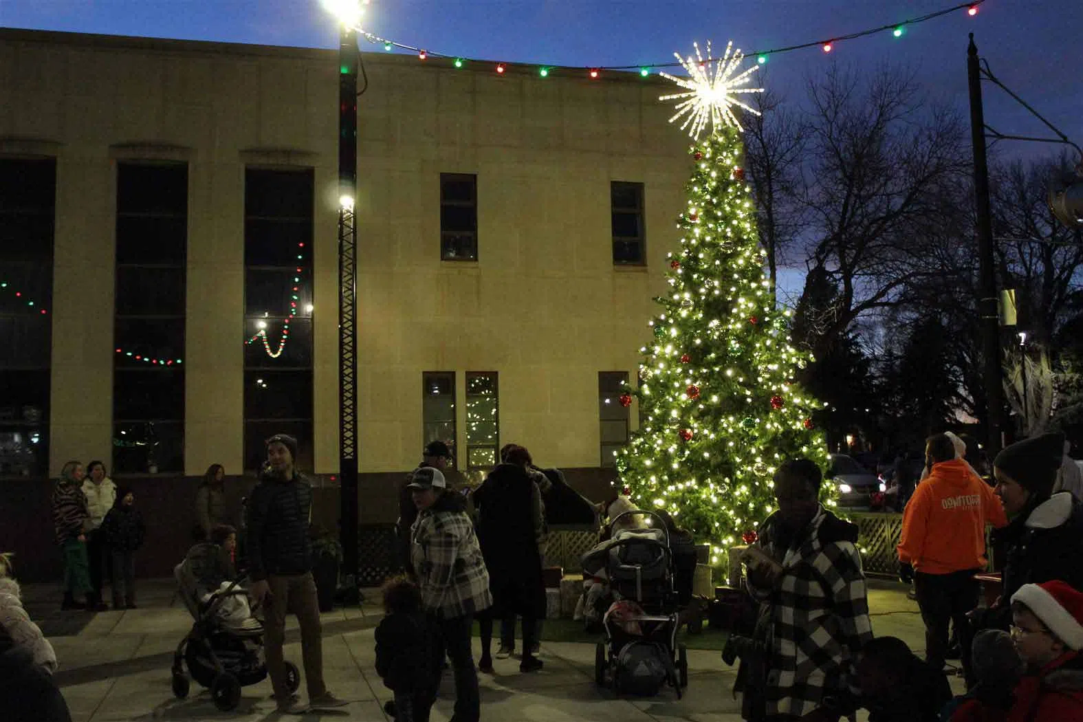 Christmas Tree Lighting | CJWE Southern Alberta