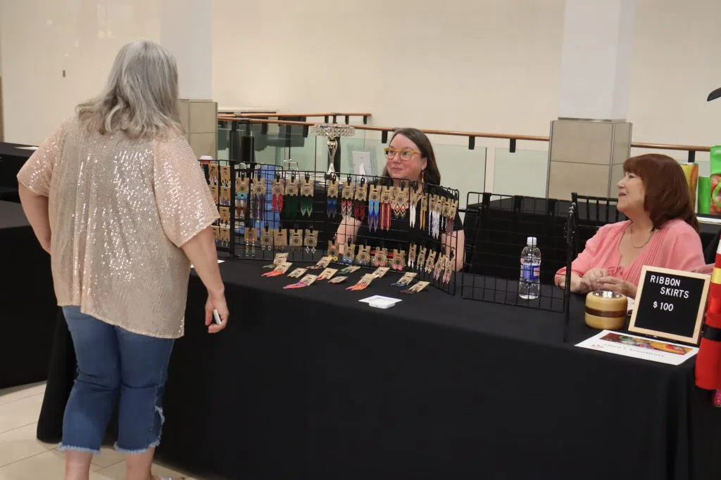 Kingsway Mall Hosts 2nd Annual Spring Metis Market | CFWE Northern Alberta