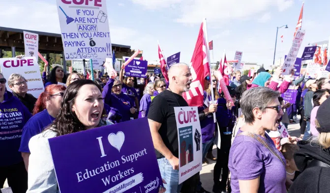 Union representing support staff leaves bargaining table, says Edmonton ...