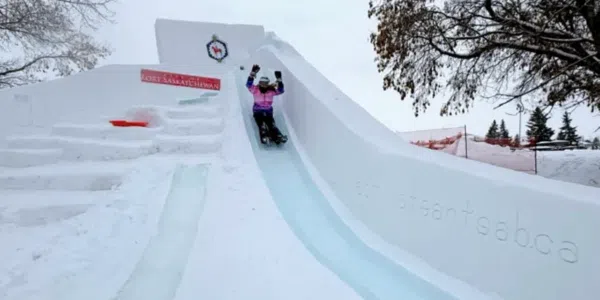 Fort Saskatchewan’s Winter Ice Slide Draws Crowd’s of All Ages | Raven ...