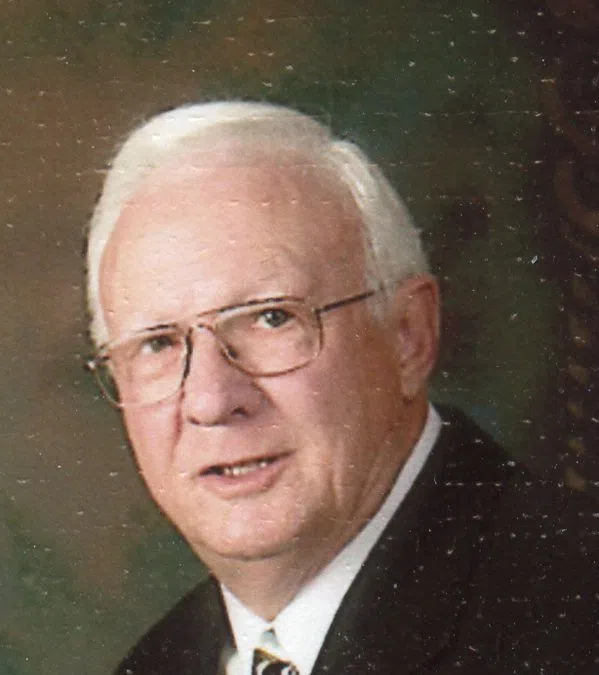 Robert Morris “Bob” Toohey | WCLU Radio