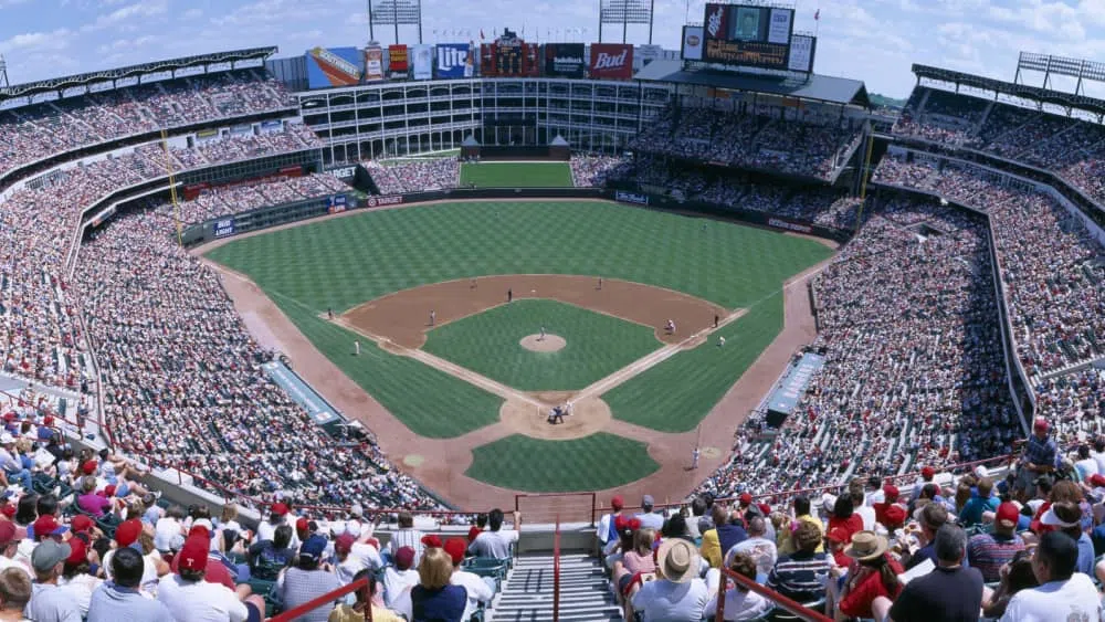 Houston Astros defeat Texas Rangers in Game 3, bring ALCS to 2-1 | WCLU ...