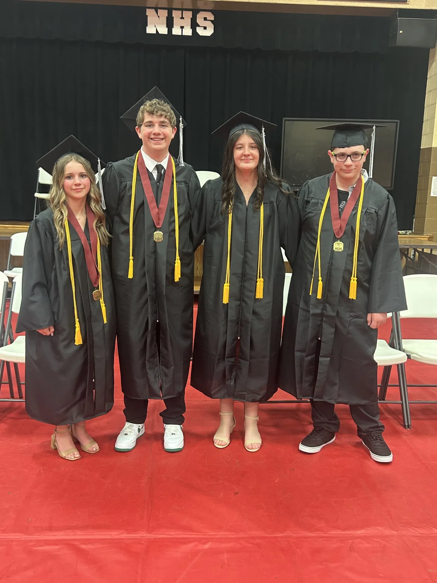 NEW HOPE GRADE SCHOOL HOLDS GRADUATION CEREMONY FRIDAY NIGHT | WFIW FM ...