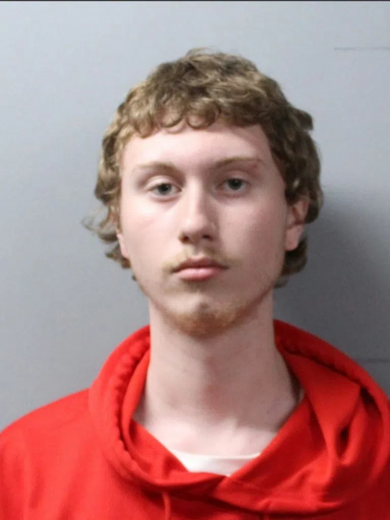 FAIRFIELD POLICE MAKE MULTIPLE ARRESTS ON WARRANTS | WFIW FM / WFIW AM ...