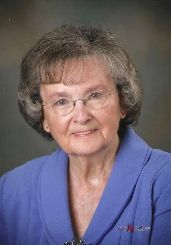 Roberta Lucille (Rule) Hosselton, 96 of Flora | WFIW FM / WFIW AM / WOKZ-FM