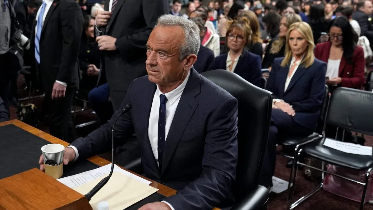 RFK Jr. one step closer to confirmation as Health and Human Services ...