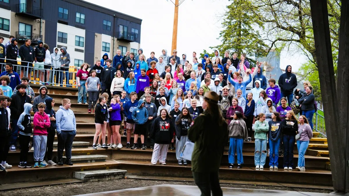 Park Rangers Host Hundreds of Students at Riverside Park | KYNT-AM