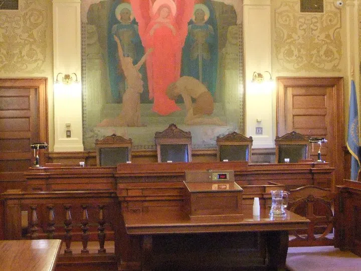 Supreme Court Courtroom At State Capitol To Reopen To Tours After Two ...