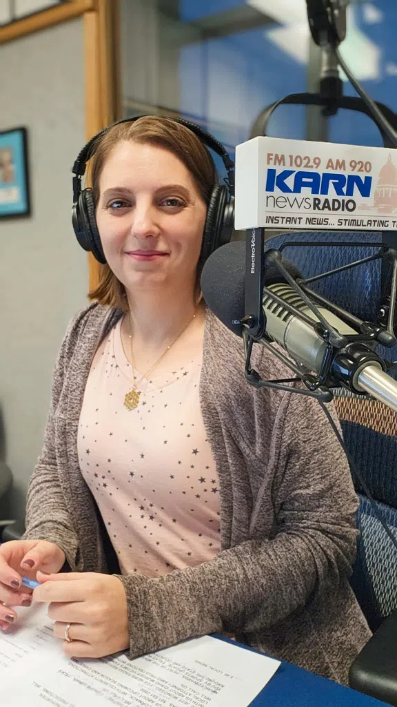 First News with Toby & Rebecca | Newsradio 102.9 | KARN-FM