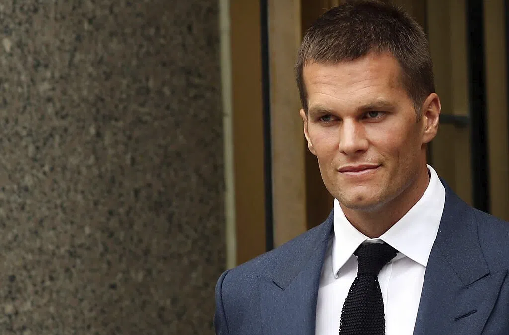 Tom Brady and Gisele Bündchen have officially filed for divorce | 95 KGGO