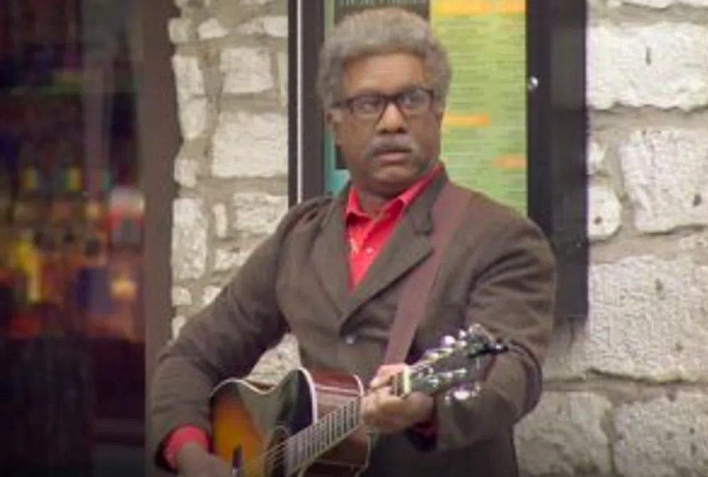 Watch Darius Rucker Hit the Streets of Austin as a Busker on ...