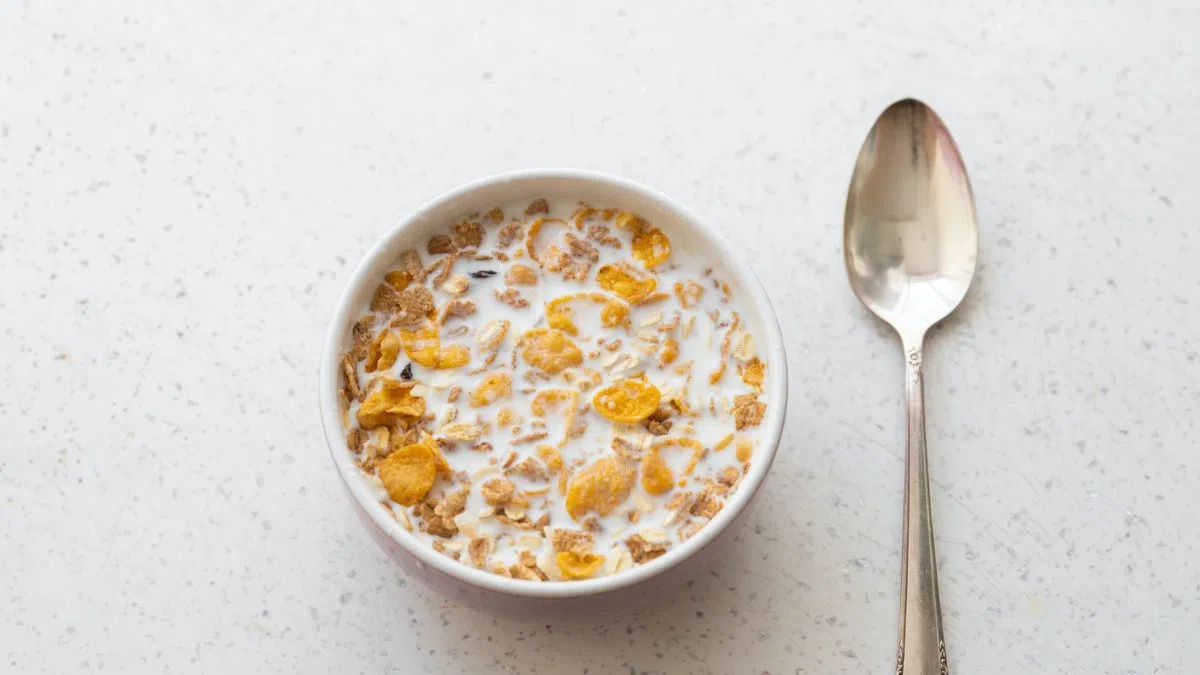 It’s National Cereal Day! What’s the Best Cereal to Eat Without Milk ...