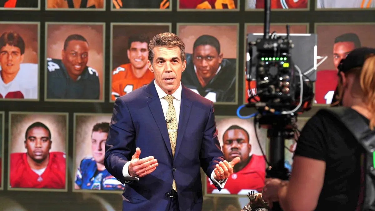 CHRIS FOWLER: VOICE OF CFB AND HEISMAN CEREMONY HOST ON ASHTON JEANTY ...