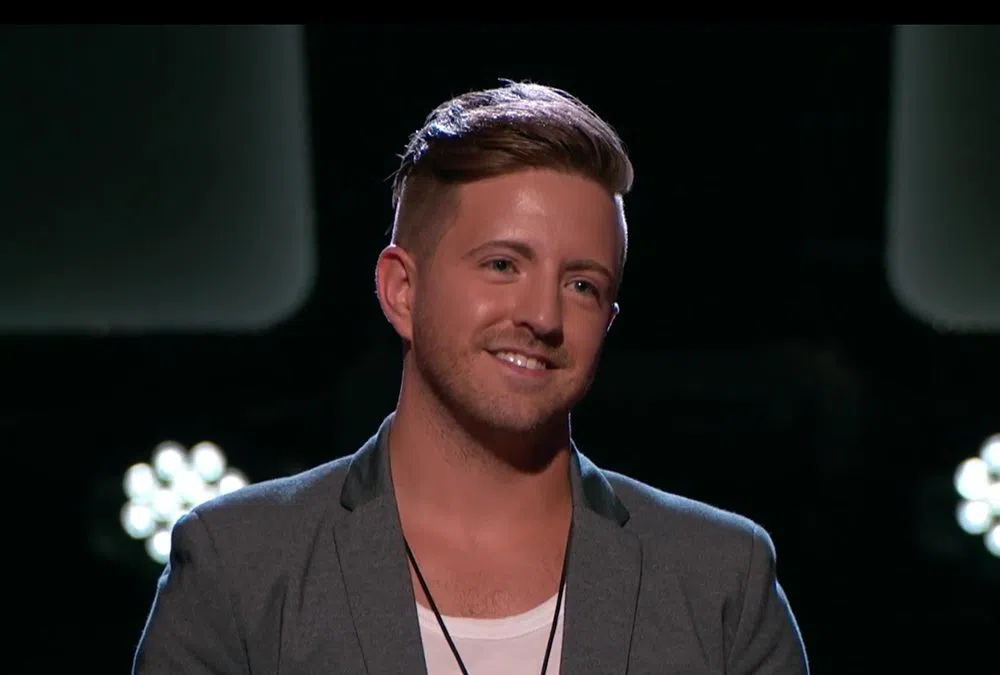 Watch Billy Gilman Impress All Four Judges During Blind Auditions on ...