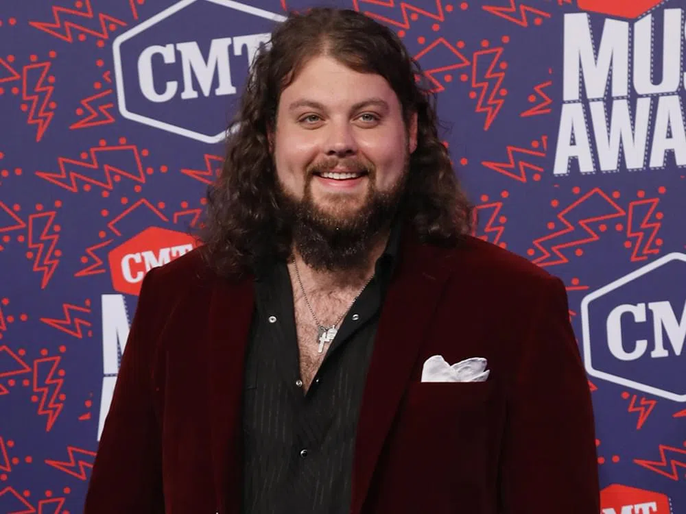 Get Some Old-School Country With Dillon Carmichael’s New Single, “I Do ...