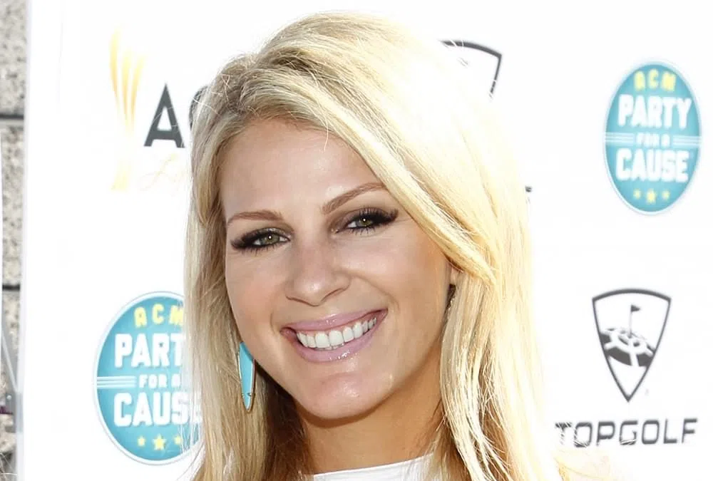 Runaway June’s Jennifer Wayne Reveals COVID-19 Diagnosis | WFMS