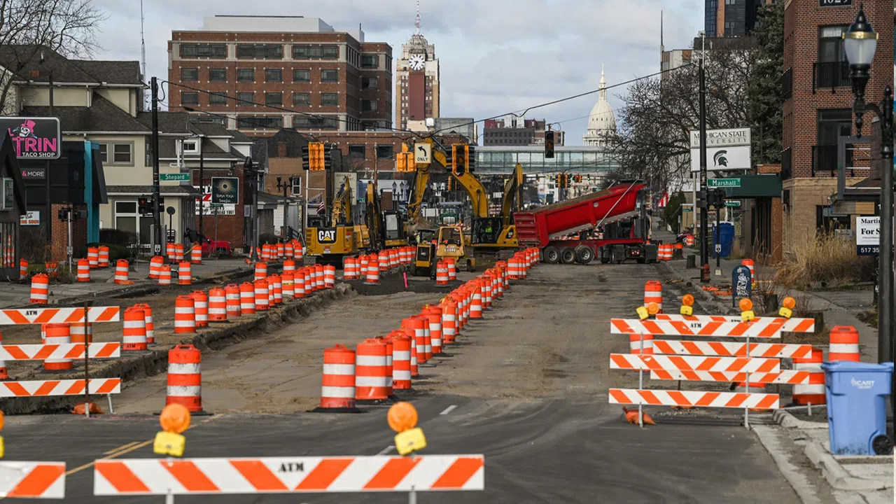 Michigan’s New Gas Tax Aims to Fix Roads | WJR-AM