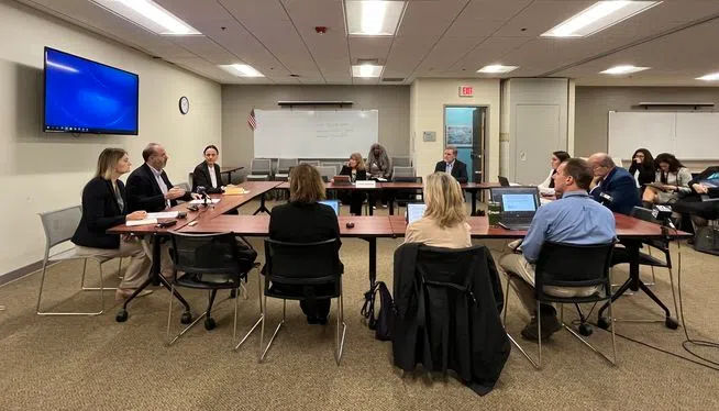 State panel grants preliminary approval for homeless plan | WPRO