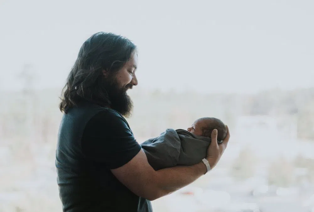 Zac Brown Band’s Clay Cook & Wife Welcome New Baby Boy, Charlie | WWQQ-FM