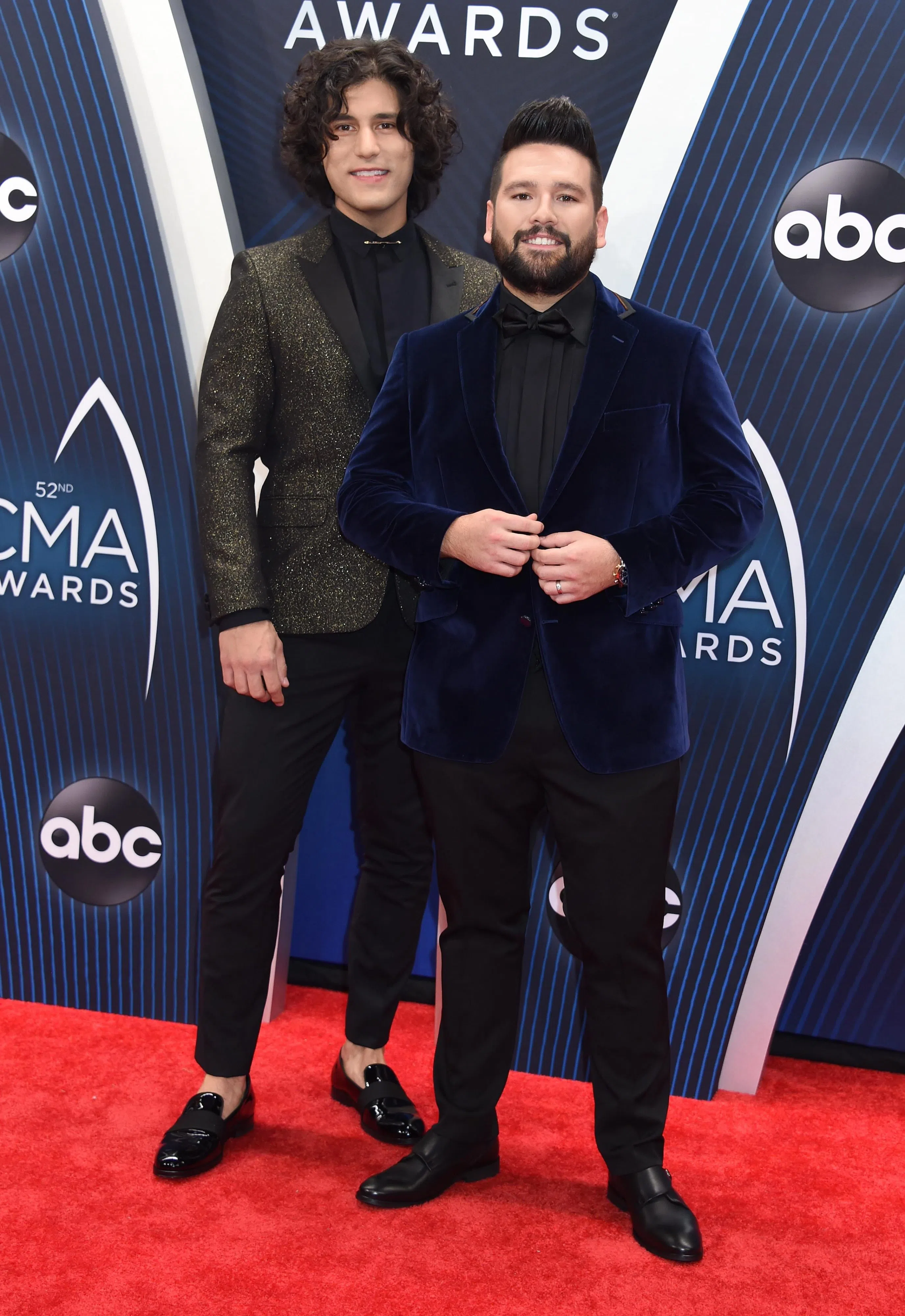 The 8 Biggest Winners & Losers From the 52nd CMA Awards | 98.1 THE MAX ...