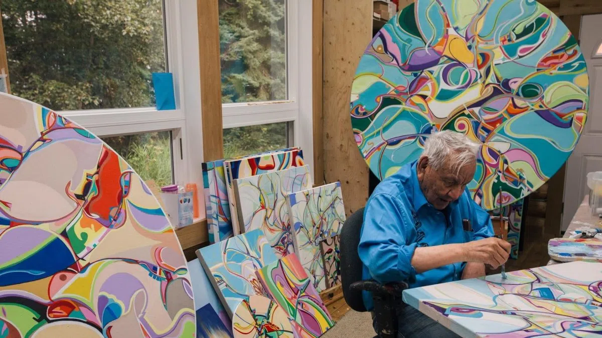 Renowned Indigenous artist Alex Janvier passes away | play 103.7 ...