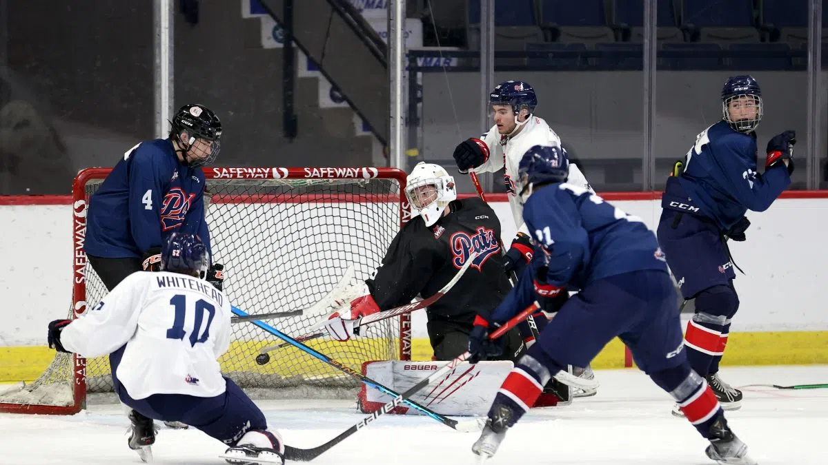 Cameron Kuzma and Borya Valis lead Team Blue to a 6-4 win in the annual ...